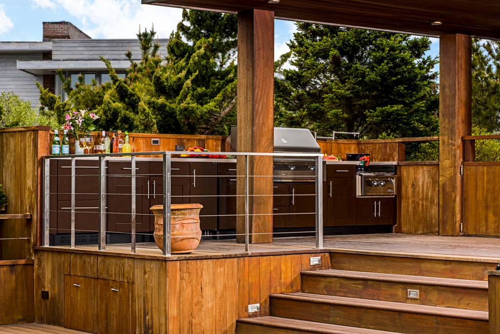 Our Top Urban & Country Outdoor Kitchen Ideas